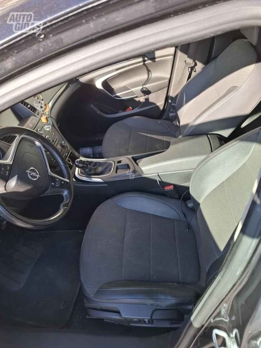 Melns Opel Insignia 2010 Klaipėda, ar dzinēja tilpumu 2.00 L un nobraukumu 230 tūkst. km par 2900 €, foto 15 vietnē AUTOMOTO.COM.LV