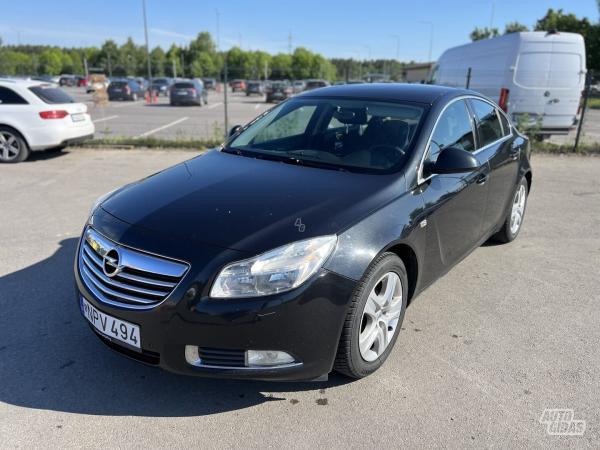 Melns Opel Insignia 2010 Kauņa, ar dzinēja tilpumu 2.00 L un nobraukumu 292 tūkst. km par 2750 €, foto 1 vietnē AUTOMOTO.COM.LV