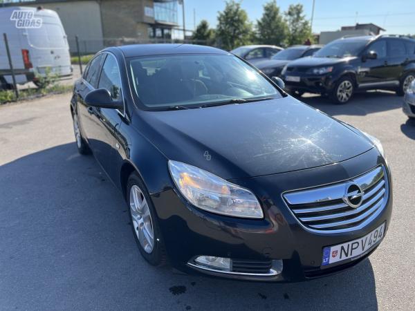 Melns Opel Insignia 2010 Kauņa, ar dzinēja tilpumu 2.00 L un nobraukumu 292 tūkst. km par 2750 €, foto 2 vietnē AUTOMOTO.COM.LV