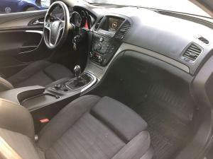 Melns Opel Insignia 2010 Klaipėda, ar dzinēja tilpumu 1.96 L un nobraukumu 367 tūkst. km par 2150 €, foto 7 vietnē AUTOMOTO.COM.LV
