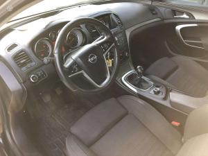 Melns Opel Insignia 2010 Klaipėda, ar dzinēja tilpumu 1.96 L un nobraukumu 367 tūkst. km par 2150 €, foto 8 vietnē AUTOMOTO.COM.LV