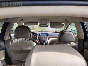 Melns Opel Insignia 2010 Ogre, ar dzinēja tilpumu 2.00 L un nobraukumu 379 tūkst. km par 1850 €, foto 8 vietnē AUTOMOTO.COM.LV