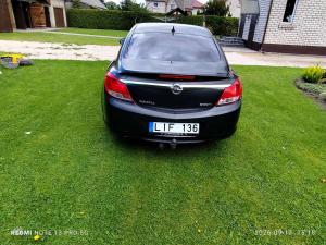 Black Opel Insignia 2010 in Silale, with an engine capacity of 1.96 L and mileage of 268 thousand km for 2750 €, photo 4 on AUTOMOTO.COM.LV