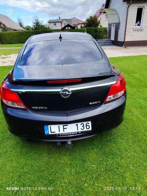 Opel Insignia 2010 in Silale on AUTOMOTO.COM.LV Black Opel Insignia 2010 in Silale, with an engine capacity of 1.96 L and mileage of 268 thousand km for 2750 β¬, photo 5 on AUTOMOTO.COM.LV