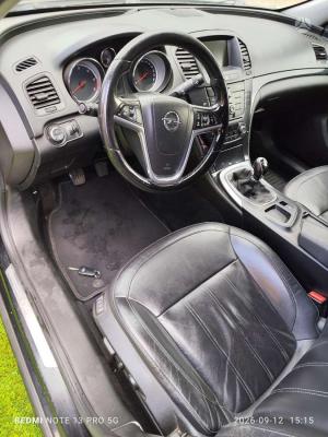 Black Opel Insignia 2010 in Silale, with an engine capacity of 1.96 L and mileage of 268 thousand km for 2750 €, photo 20 on AUTOMOTO.COM.LV