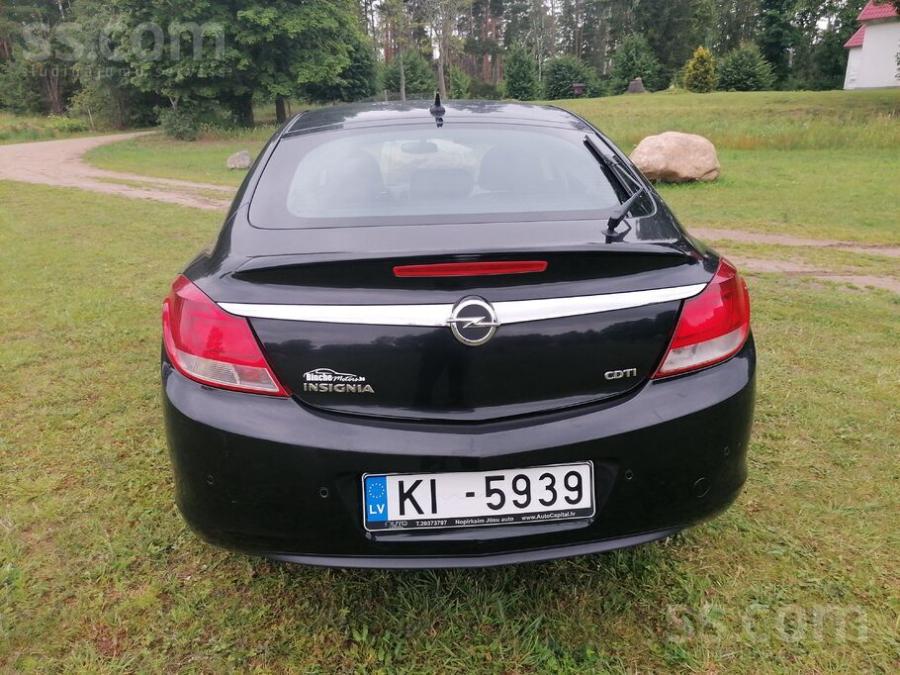 Melns Opel Insignia 2011 Talsi, ar dzinēja tilpumu 2.00 L un nobraukumu 312 tūkst. km par 3200 €, foto 3 vietnē AUTOMOTO.COM.LV