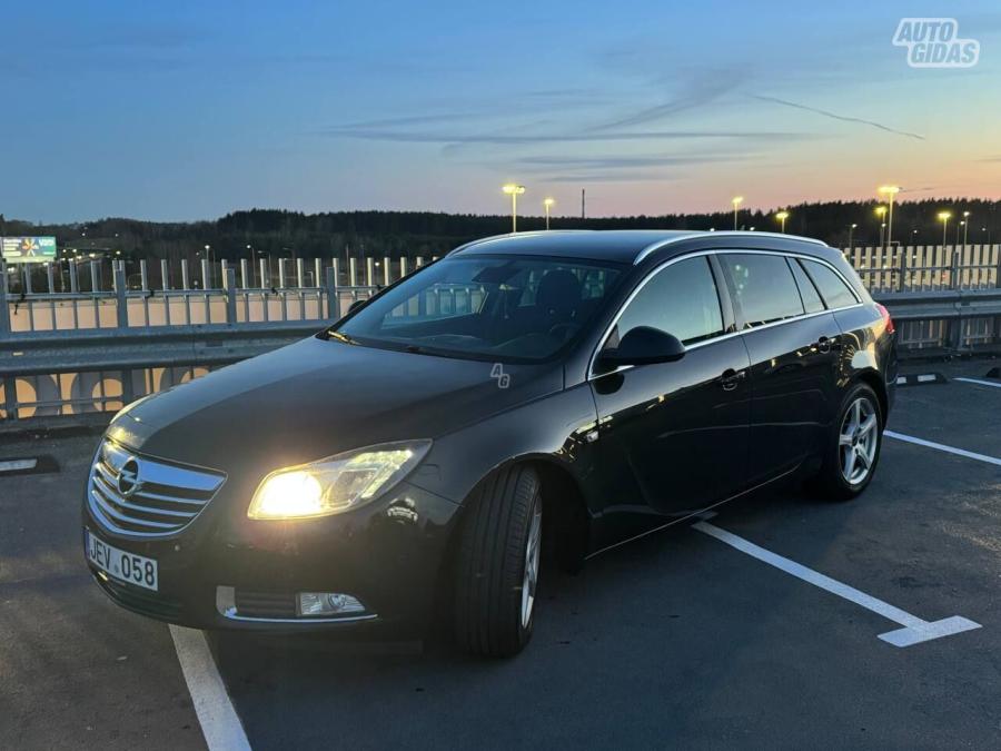 Black Opel Insignia 2011 in Vilnius, with an engine capacity of 2.00 L and mileage of 340 thousand km for 4000 €, photo 5 on AUTOMOTO.COM.LV