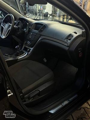 Black Opel Insignia 2011 in Vilnius, with an engine capacity of 2.00 L and mileage of 340 thousand km for 3500 €, photo 7 on AUTOMOTO.COM.LV