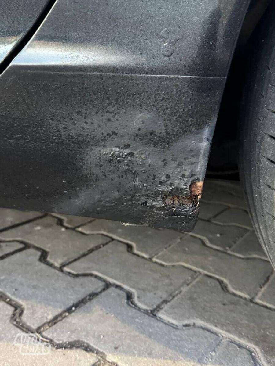 Black Opel Insignia 2011 in Vilnius, with an engine capacity of 2.00 L and mileage of 340 thousand km for 3500 €, photo 21 on AUTOMOTO.COM.LV