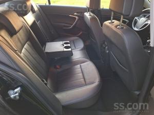 Black Opel Insignia 2011 in Gulbene, with an engine capacity of 2.00 L and mileage of 231 thousand km for 4700 €, photo 15 on AUTOMOTO.COM.LV