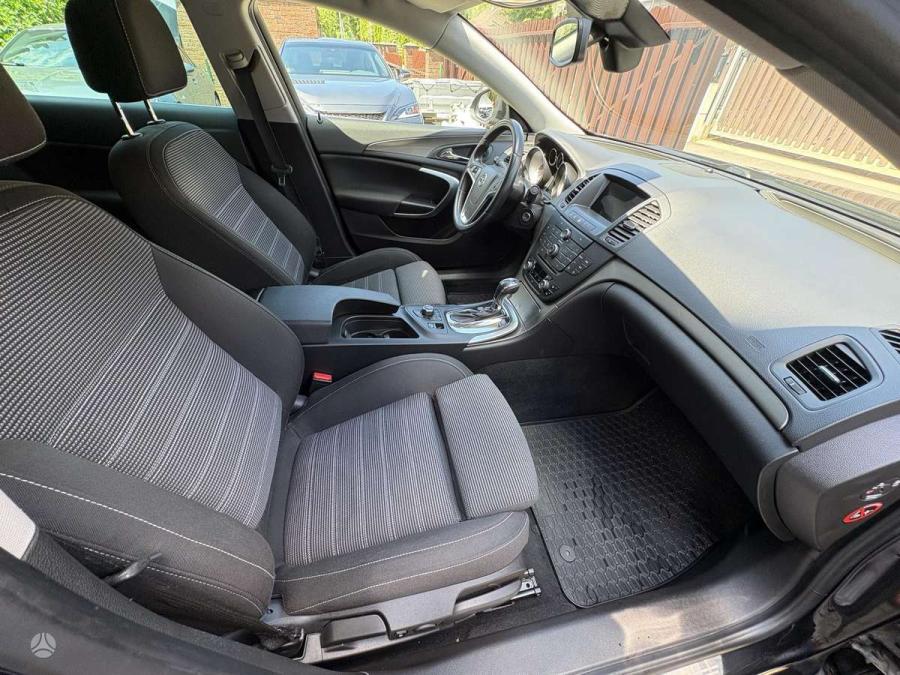 Melns Opel Insignia 2011 Viļņa, ar dzinēja tilpumu 2.00 L un nobraukumu 268 tūkst. km par 3450 €, foto 10 vietnē AUTOMOTO.COM.LV