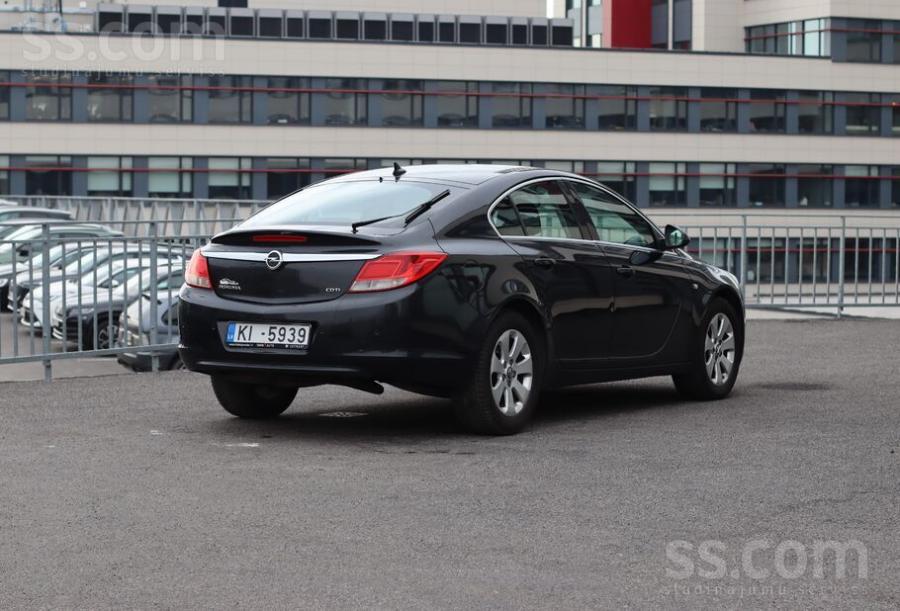 Melns Opel Insignia 2011 Rīga, ar dzinēja tilpumu 2.00 L un nobraukumu 312 tūkst. km par 3280 €, foto 7 vietnē AUTOMOTO.COM.LV