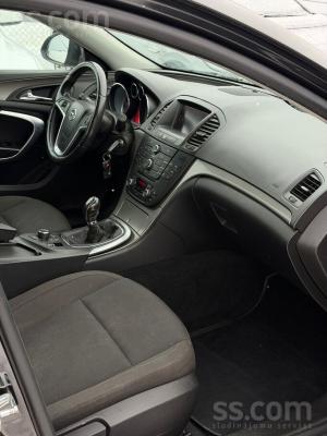 Melns Opel Insignia 2011 Rīga, ar dzinēja tilpumu 2.00 L un nobraukumu 312 tūkst. km par 3280 €, foto 9 vietnē AUTOMOTO.COM.LV