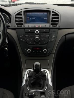 Melns Opel Insignia 2011 Rīga, ar dzinēja tilpumu 2.00 L un nobraukumu 312 tūkst. km par 3280 €, foto 13 vietnē AUTOMOTO.COM.LV