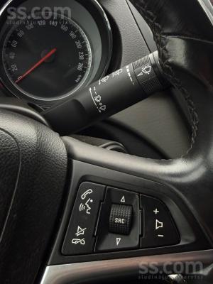Melns Opel Insignia 2011 Rīga, ar dzinēja tilpumu 2.00 L un nobraukumu 312 tūkst. km par 3280 €, foto 16 vietnē AUTOMOTO.COM.LV