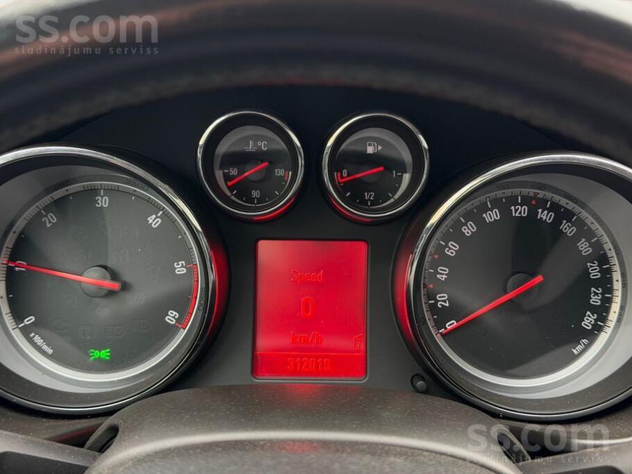 Melns Opel Insignia 2011 Rīga, ar dzinēja tilpumu 2.00 L un nobraukumu 312 tūkst. km par 3280 €, foto 17 vietnē AUTOMOTO.COM.LV