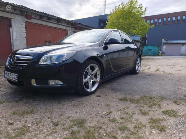 Melns Opel Insignia 2011 Klaipėda, ar dzinēja tilpumu 1.96 L un nobraukumu 307 tūkst. km par 3000 €, foto 7 vietnē AUTOMOTO.COM.LV