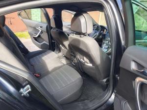 Black Opel Insignia 2011 in Klaipeda, with an engine capacity of 1.96 L and mileage of 307 thousand km for 3000 €, photo 15 on AUTOMOTO.COM.LV