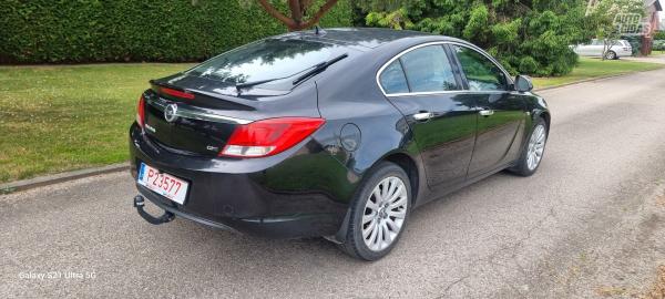 Black Opel Insignia 2011 in Kedainiai, with an engine capacity of 2.00 L and mileage of 272 thousand km for 3199 €, photo 4 on AUTOMOTO.COM.LV