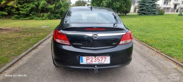 Black Opel Insignia 2011 in Kedainiai, with an engine capacity of 2.00 L and mileage of 272 thousand km for 3199 €, photo 8 on AUTOMOTO.COM.LV