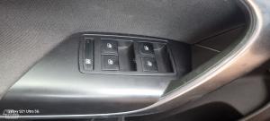 Black Opel Insignia 2011 in Kedainiai, with an engine capacity of 2.00 L and mileage of 272 thousand km for 3199 €, photo 16 on AUTOMOTO.COM.LV