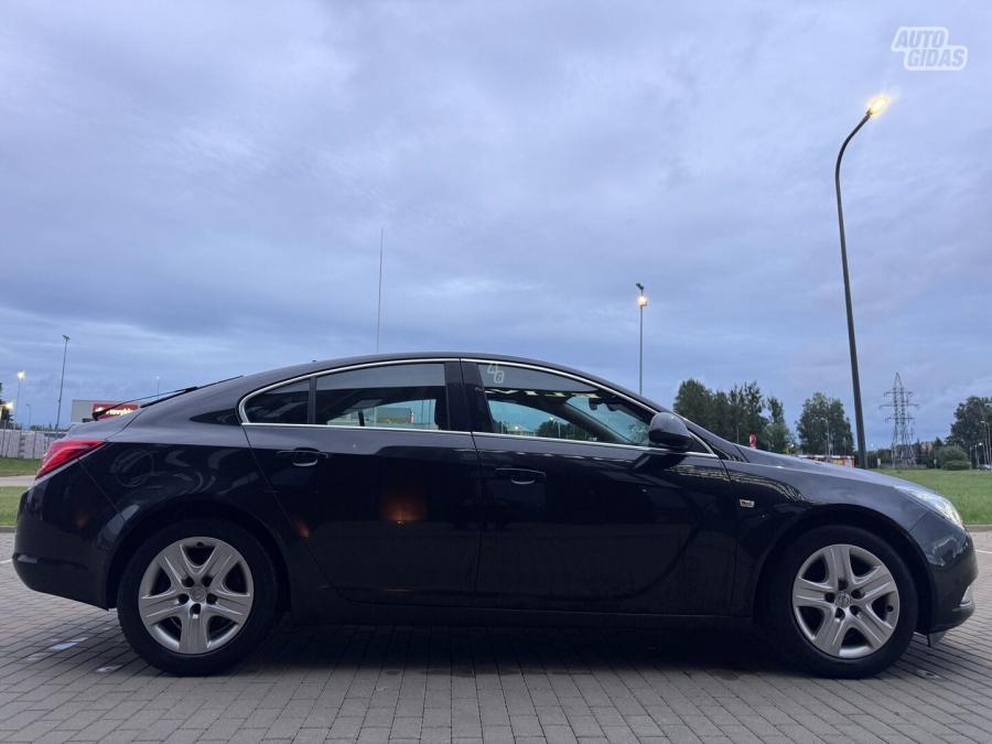 Melns Opel Insignia 2011 Kauņa, ar dzinēja tilpumu 2.00 L un nobraukumu 300 tūkst. km par 2890 €, foto 9 vietnē AUTOMOTO.COM.LV