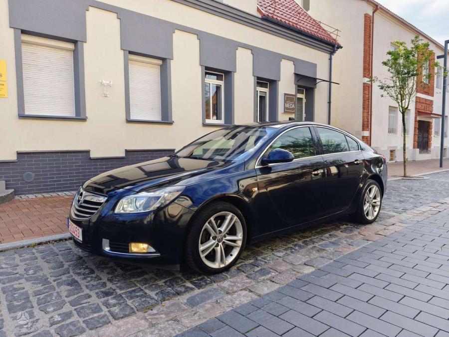 Black Opel Insignia 2011 in Marijampole, with an engine capacity of 1.96 L and mileage of 280 thousand km for 3200 €, photo 6 on AUTOMOTO.COM.LV