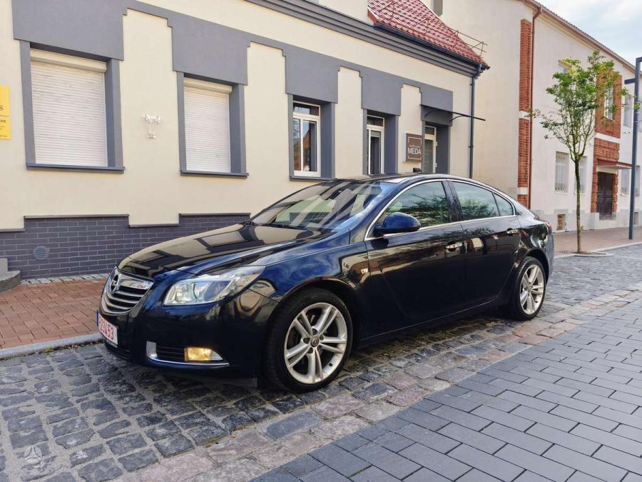 Black Opel Insignia 2011 in Marijampole, with an engine capacity of 1.96 L and mileage of 280 thousand km for 3200 €, photo 11 on AUTOMOTO.COM.LV