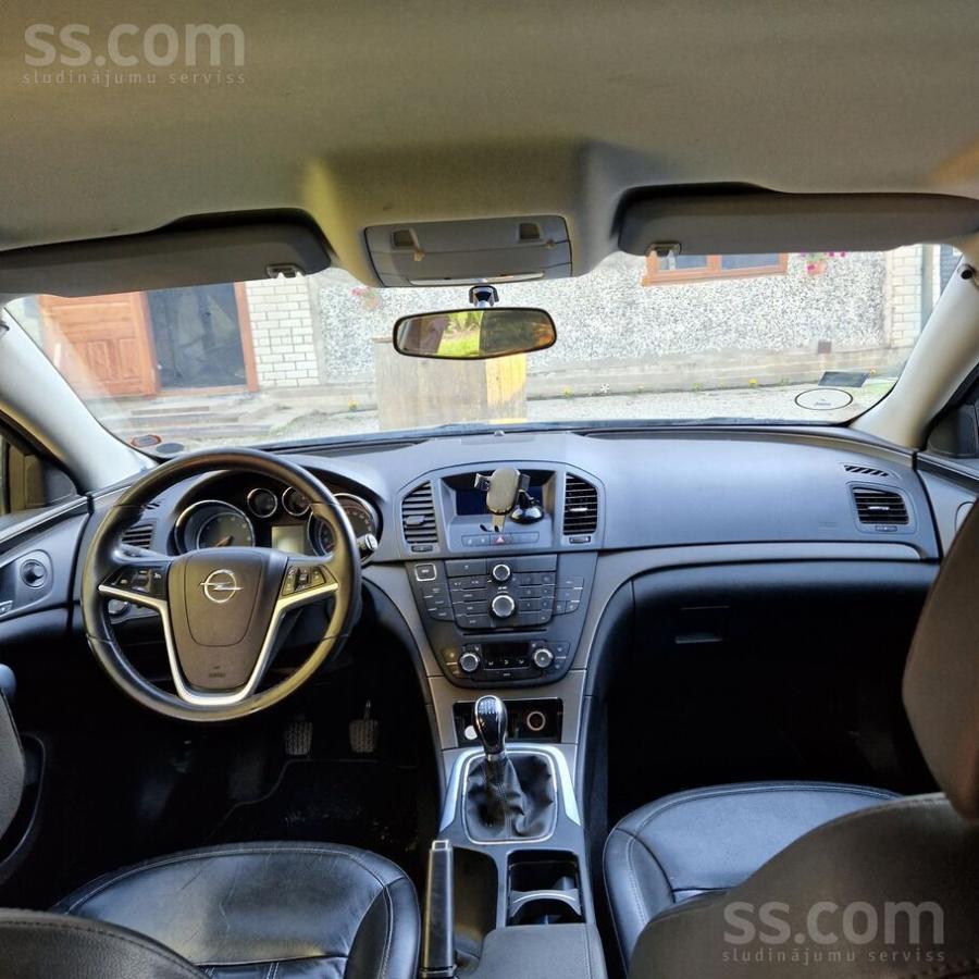 Melns Opel Insignia 2012 Jēkabpils, ar dzinēja tilpumu 1.90 L un nobraukumu 369 tūkst. km par 2700 €, foto 6 vietnē AUTOMOTO.COM.LV