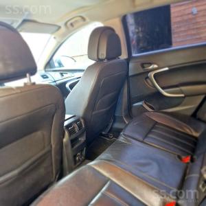 Melns Opel Insignia 2012 Jēkabpils, ar dzinēja tilpumu 1.90 L un nobraukumu 369 tūkst. km par 2700 €, foto 7 vietnē AUTOMOTO.COM.LV