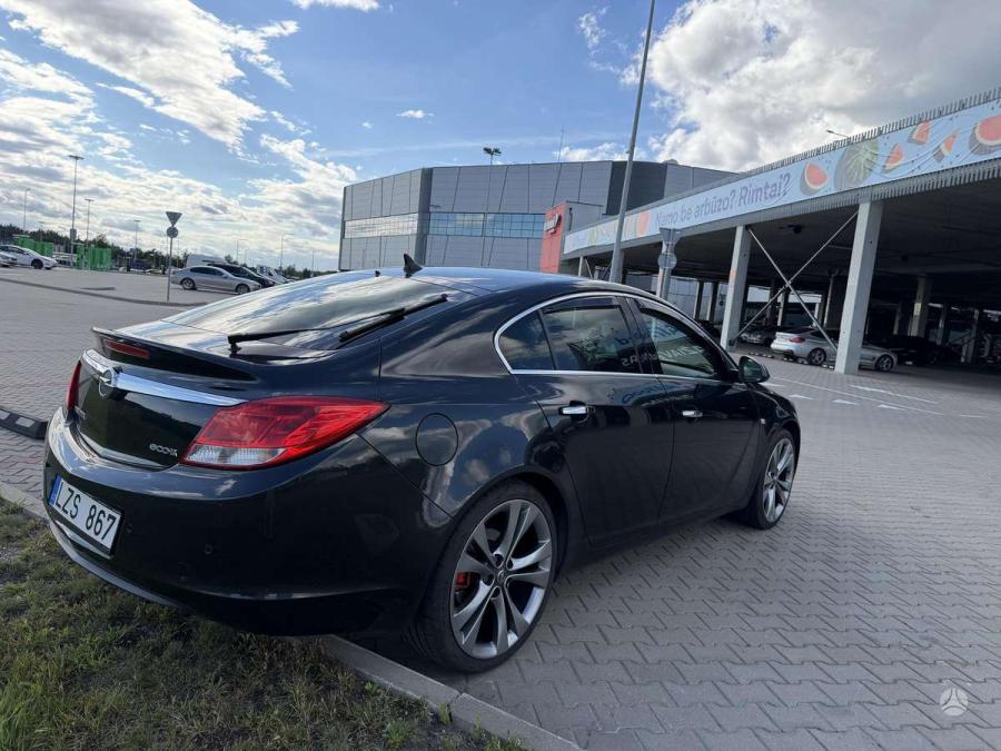 Melns Opel Insignia 2012 Viļņa, ar dzinēja tilpumu 1.96 L un nobraukumu 247 tūkst. km par 3600 €, foto 8 vietnē AUTOMOTO.COM.LV