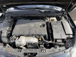 Melns Opel Insignia 2012 Viļņa, ar dzinēja tilpumu 1.96 L un nobraukumu 247 tūkst. km par 3600 €, foto 14 vietnē AUTOMOTO.COM.LV