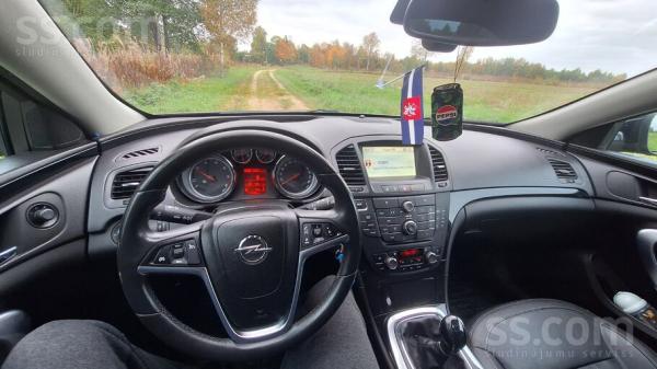 Opel Insignia 2012 Balvi vietnē Melns Opel Insignia 2012 Balvi, ar dzinēja tilpumu 2.00 L un nobraukumu 234 tūkst. km par 4300 €, foto 6 vietnē AUTOMOTO.COM.LV
