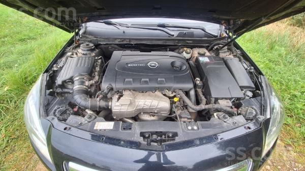 Opel Insignia 2012 Balvi vietnē Melns Opel Insignia 2012 Balvi, ar dzinēja tilpumu 2.00 L un nobraukumu 234 tūkst. km par 4300 €, foto 7 vietnē AUTOMOTO.COM.LV
