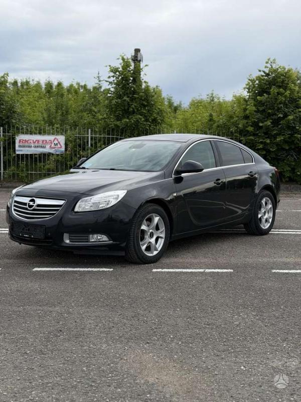Melns Opel Insignia 2013 Kėdainiai, ar dzinēja tilpumu 1.96 L un nobraukumu 285 tūkst. km par 4350 €, foto 1 vietnē AUTOMOTO.COM.LV
