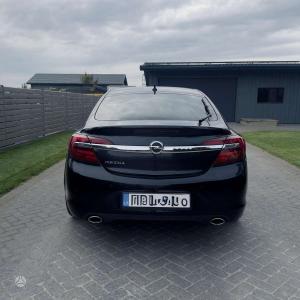 Black Opel Insignia 2014 in Siauliai, with an engine capacity of 1.96 L and mileage of 289 thousand km for 5800 €, photo 5 on AUTOMOTO.COM.LV