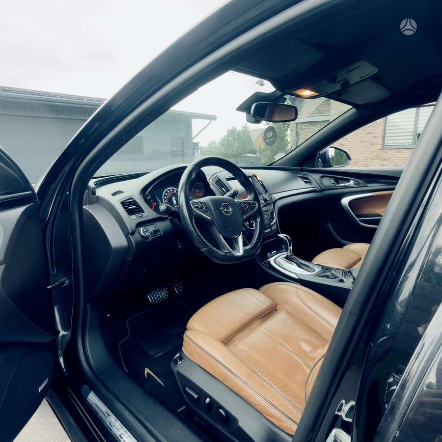 Black Opel Insignia 2014 in Siauliai, with an engine capacity of 1.96 L and mileage of 289 thousand km for 5800 €, photo 10 on AUTOMOTO.COM.LV