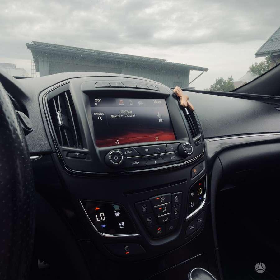 Black Opel Insignia 2014 in Siauliai, with an engine capacity of 1.96 L and mileage of 289 thousand km for 5800 €, photo 11 on AUTOMOTO.COM.LV