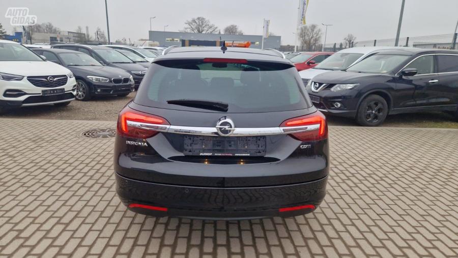 Black Opel Insignia 2015 in Marijampole, with an engine capacity of 2.00 L and mileage of 202 thousand km for 5990 €, photo 7 on AUTOMOTO.COM.LV