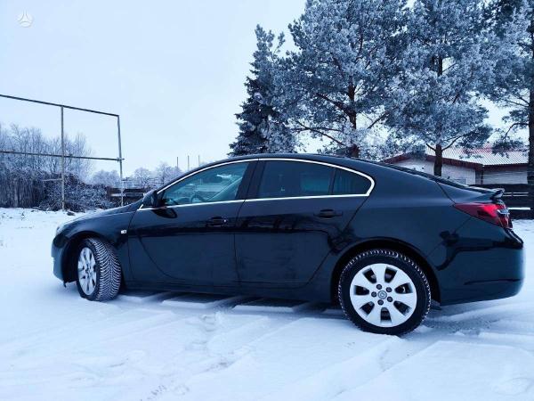Black Opel Insignia 2015 in Marijampole, with an engine capacity of 1.36 L and mileage of 170 thousand km for 5300 €, photo 2 on AUTOMOTO.COM.LV