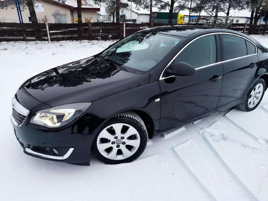 Black Opel Insignia 2015 in Marijampole, with an engine capacity of 1.36 L and mileage of 170 thousand km for 5300 €, photo 21 on AUTOMOTO.COM.LV