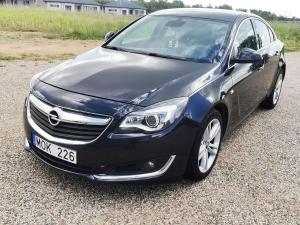 Black Opel Insignia 2015 in Vilnius, with an engine capacity of 1.96 L and mileage of 280 thousand km for 4950 €, photo  on AUTOMOTO.COM.LV