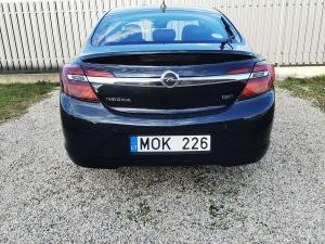 Black Opel Insignia 2015 in Vilnius, with an engine capacity of 2.00 L and mileage of 290 thousand km for 4650 €, photo 7 on AUTOMOTO.COM.LV