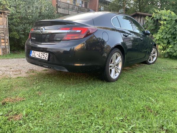 Opel Insignia 2015 Rīga vietnē Melns Opel Insignia 2015 Rīga, ar dzinēja tilpumu 1.60 L un nobraukumu 238 tūkst. km par 4860 €, foto 6 vietnē AUTOMOTO.COM.LV