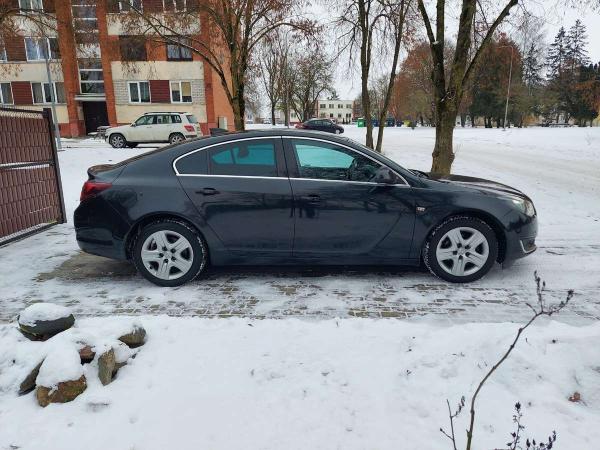 Melns Opel Insignia 2016 Marijampole, ar dzinēja tilpumu 1.60 L un nobraukumu 206 tūkst. km par 5600 €, foto 4 vietnē AUTOMOTO.COM.LV