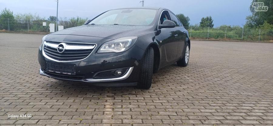 Black Opel Insignia 2016 in Marijampole, with an engine capacity of 1.60 L and mileage of 241 thousand km for 5950 €, photo 1 on AUTOMOTO.COM.LV