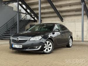 Black Opel Insignia 2016 in Valmiera, with an engine capacity of 1.60 L and mileage of 166 thousand km for 6900 €, photo  on AUTOMOTO.COM.LV