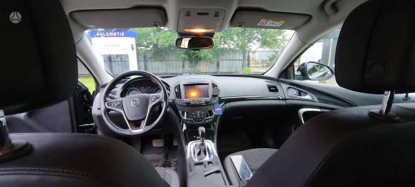 Black Opel Insignia 2017 in Telschi, with an engine capacity of 1.60 L and mileage of 274 thousand km for 6100 €, photo 2 on AUTOMOTO.COM.LV