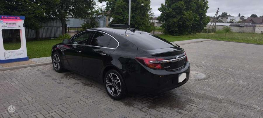Black Opel Insignia 2017 in Telschi, with an engine capacity of 1.60 L and mileage of 274 thousand km for 6100 €, photo 10 on AUTOMOTO.COM.LV