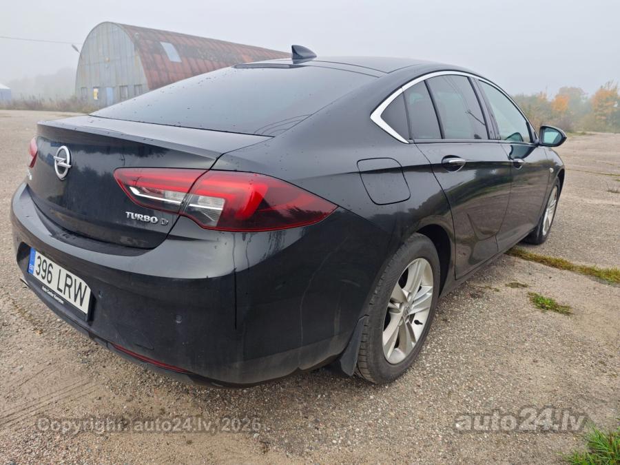 Melns Opel Insignia 2017 Rakvere, ar dzinēja tilpumu 2.00 L un nobraukumu 230 tūkst. km par 13600 €, foto 3 vietnē AUTOMOTO.COM.LV